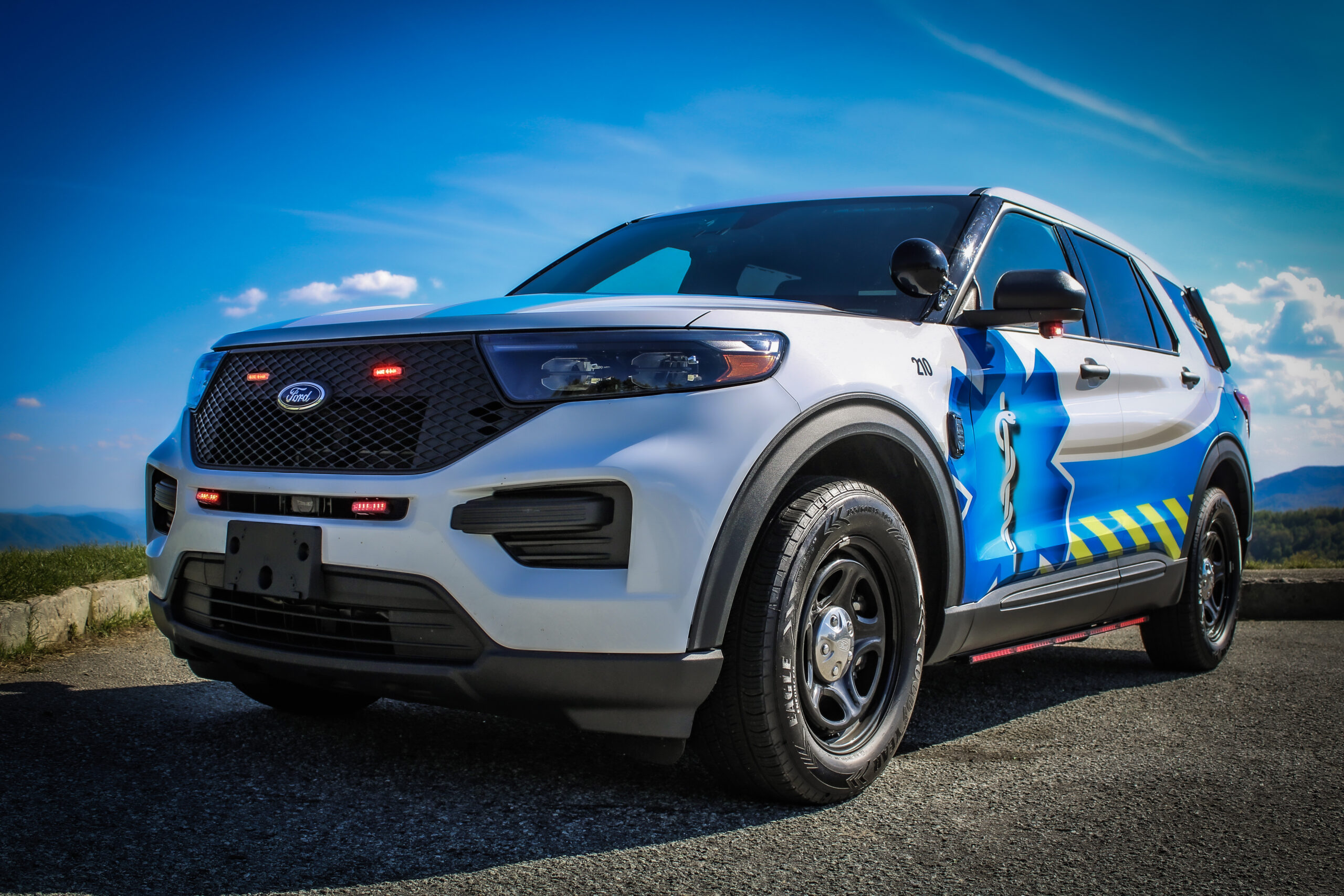 First Priority - QRV - Ford Explorer | Emergency Transportation Associates